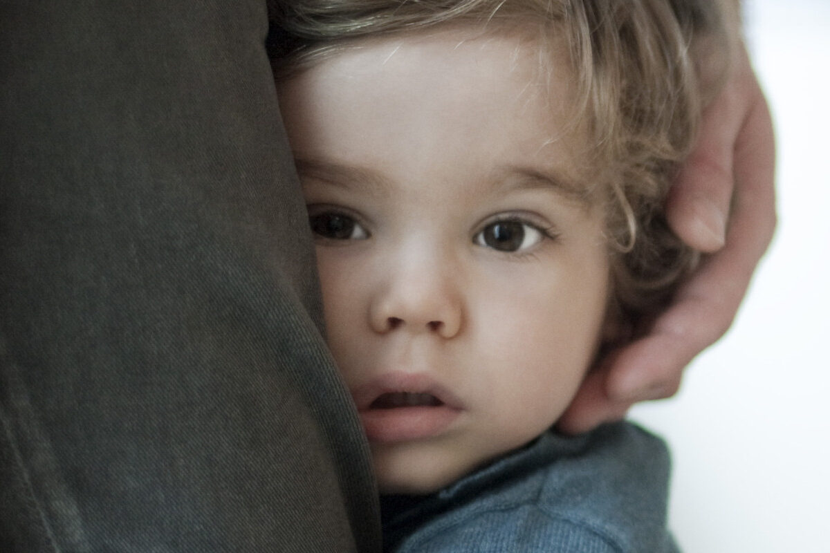 Niños introvertidos: Cómo ayudarlos y apoyarles